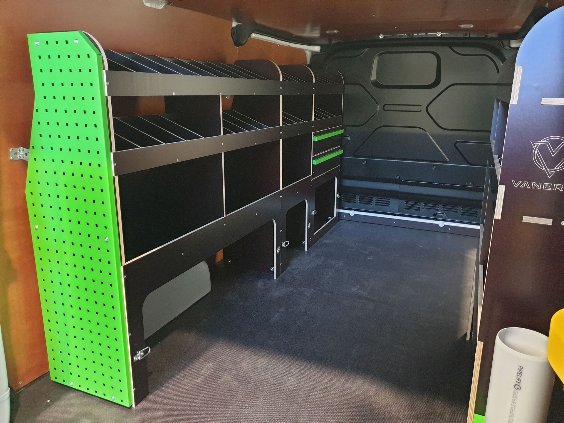 Houten bedrijfswageninrichting Citroen ë-Jumpy 2020+ | Vehikit